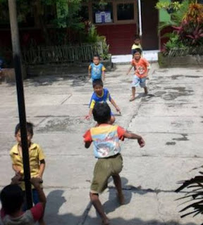 Cara melakukan Permainan tradisional bentengan