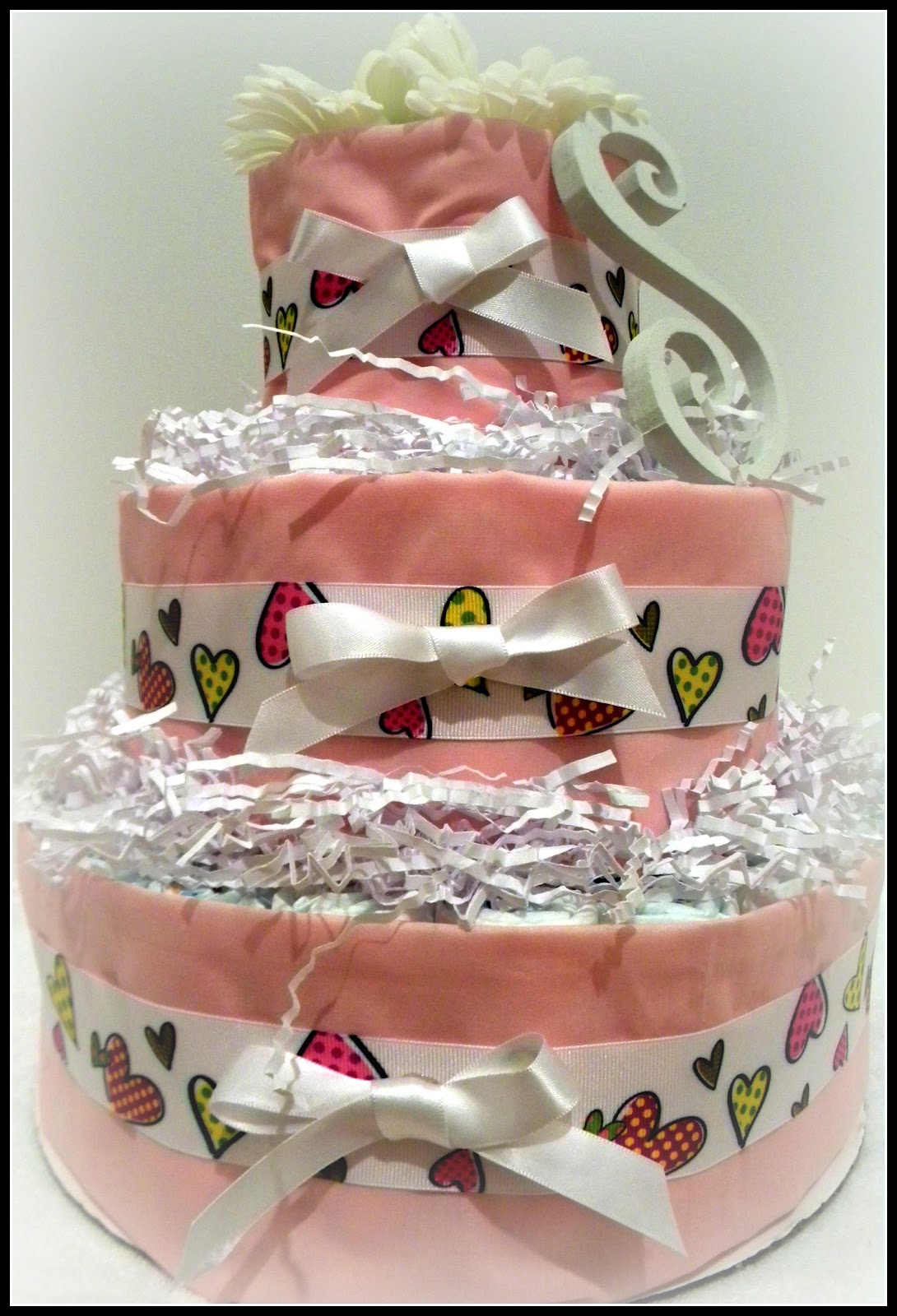 Homemade Parties: Diaper Cake for a baby girl!!