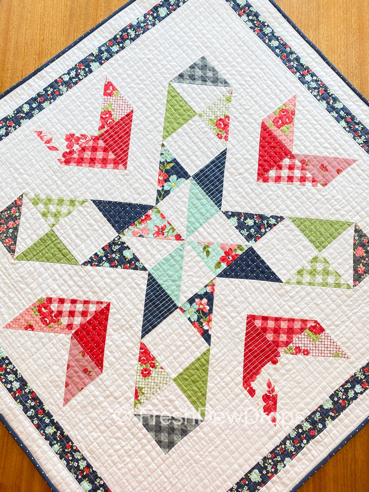 Fresh Dew Drops: New Quilt Pattern: Star Cross