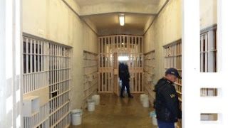 SIGUEN REVISIONES EN CERESOS DE BC; INSPECCIONAN EL PENAL DE EL HONGO ...