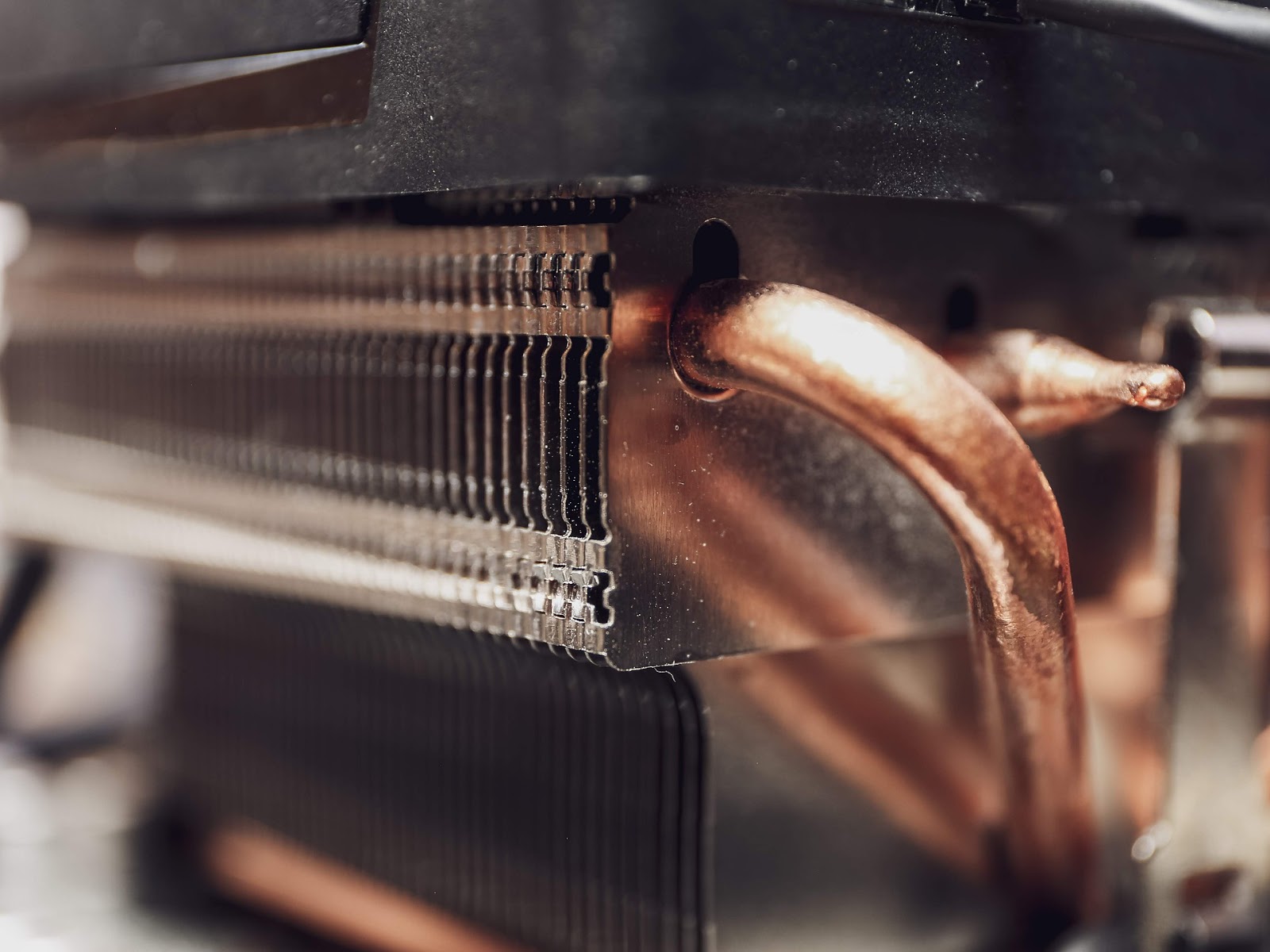 How does the Heat dissipation work