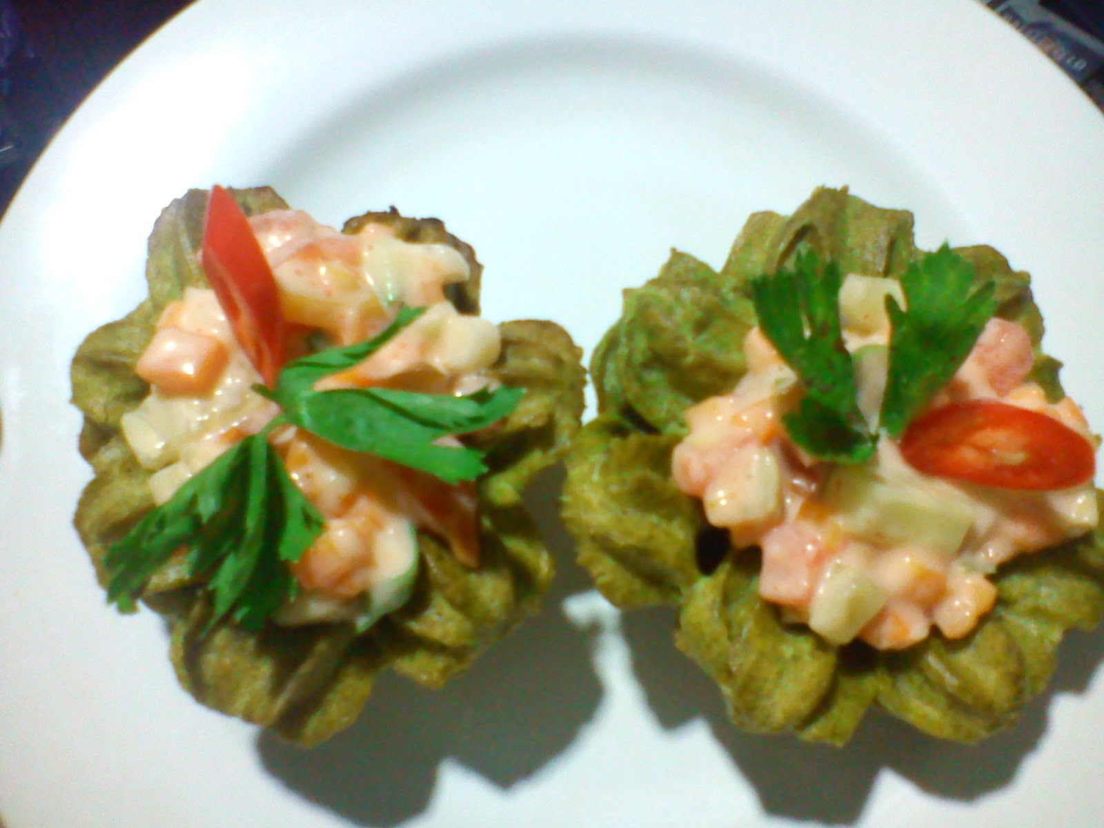 White Cryssan: Resep Sus Bunga Isi Salad