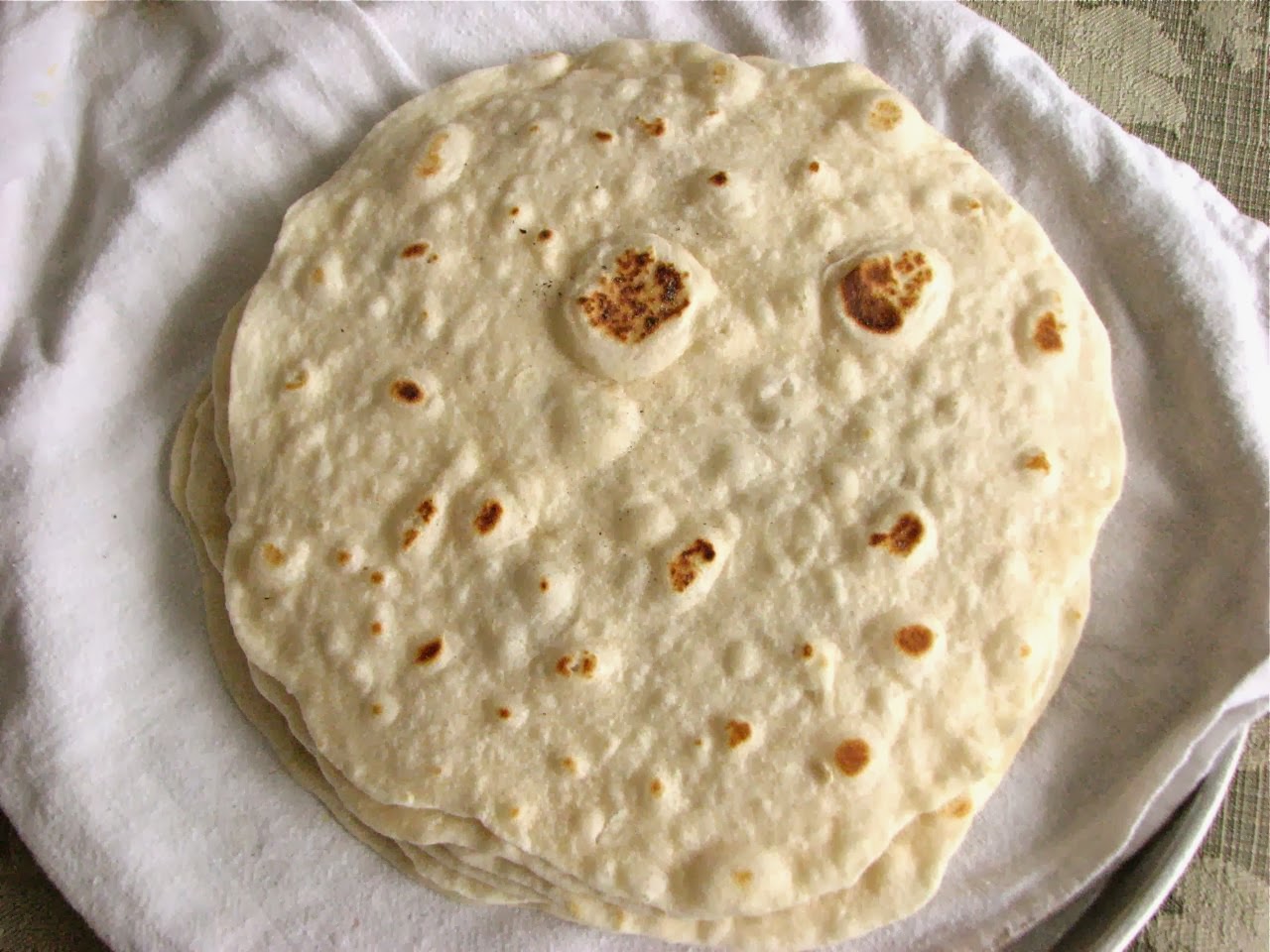 Delectably Mine: Soft Flour Tortillas