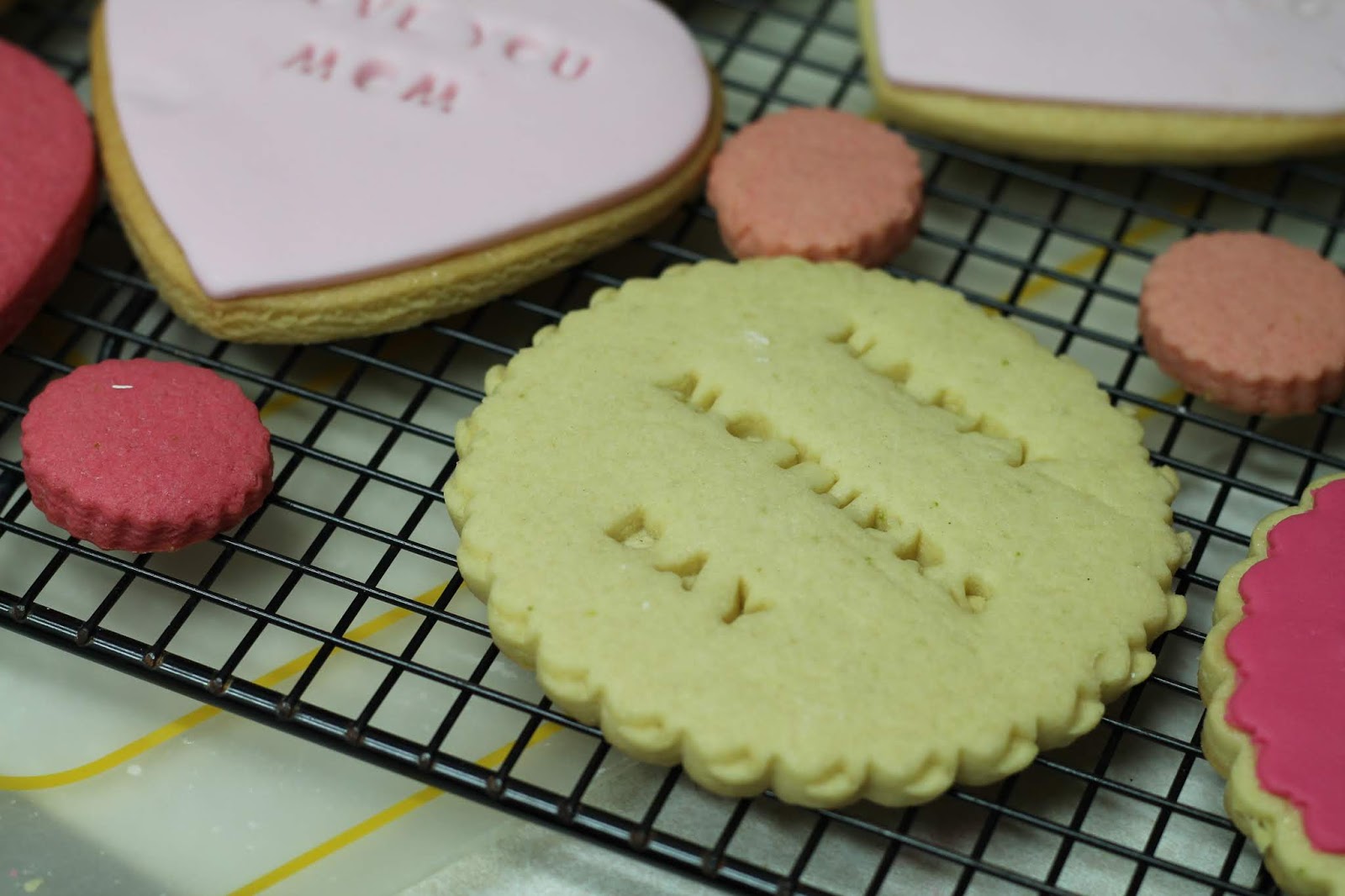 Stamped messages cookies ideas #StayHome — The Cookie Couture