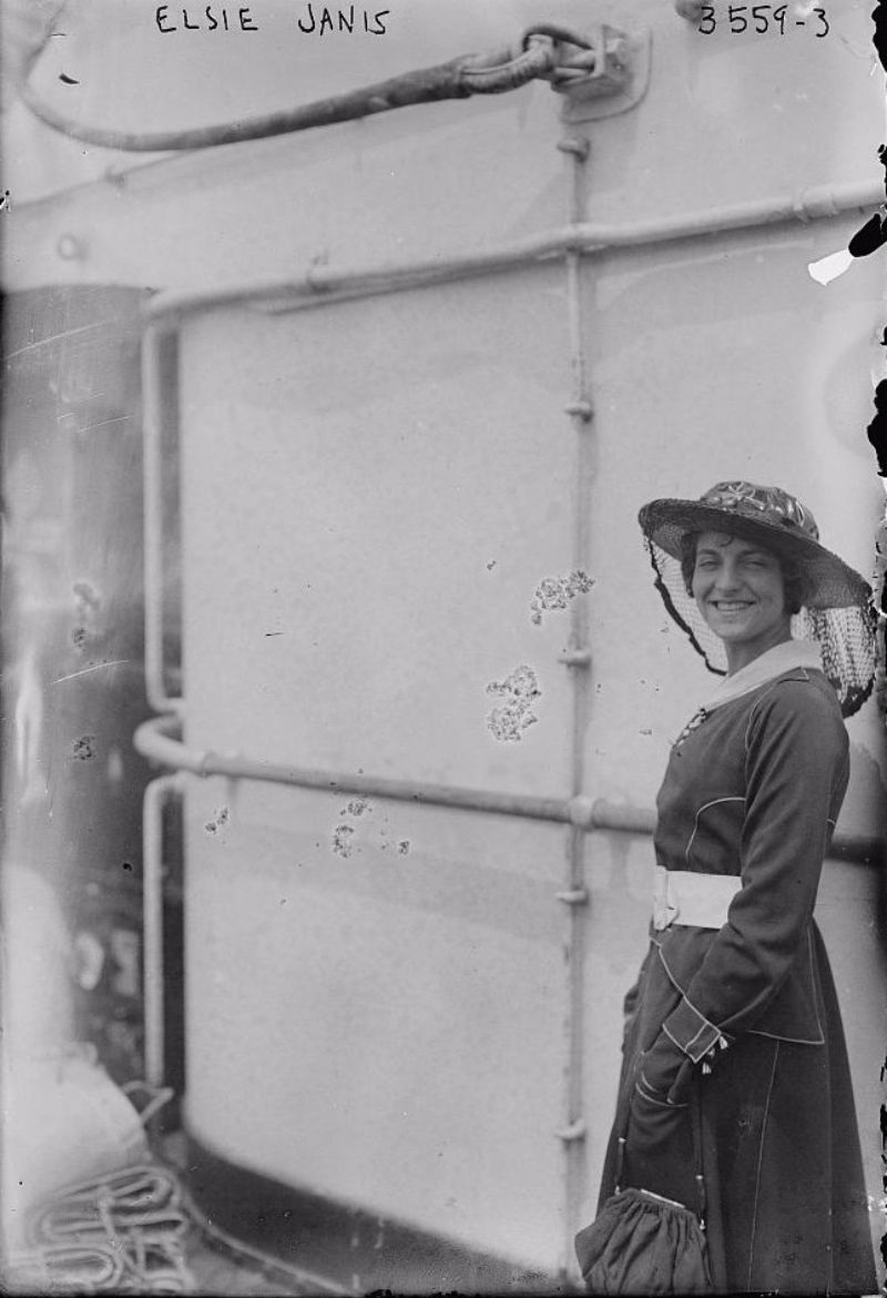 18 Beautiful Portrait Photos of Elsie Janis, the Sweetheart of the American Expeditionary Force ...