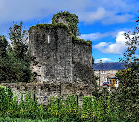 Patrick Comerford: Croom Castle, Crom Abu, and the debts that brought ...