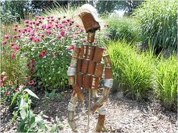 Make a Tin Can Man in Your Garden