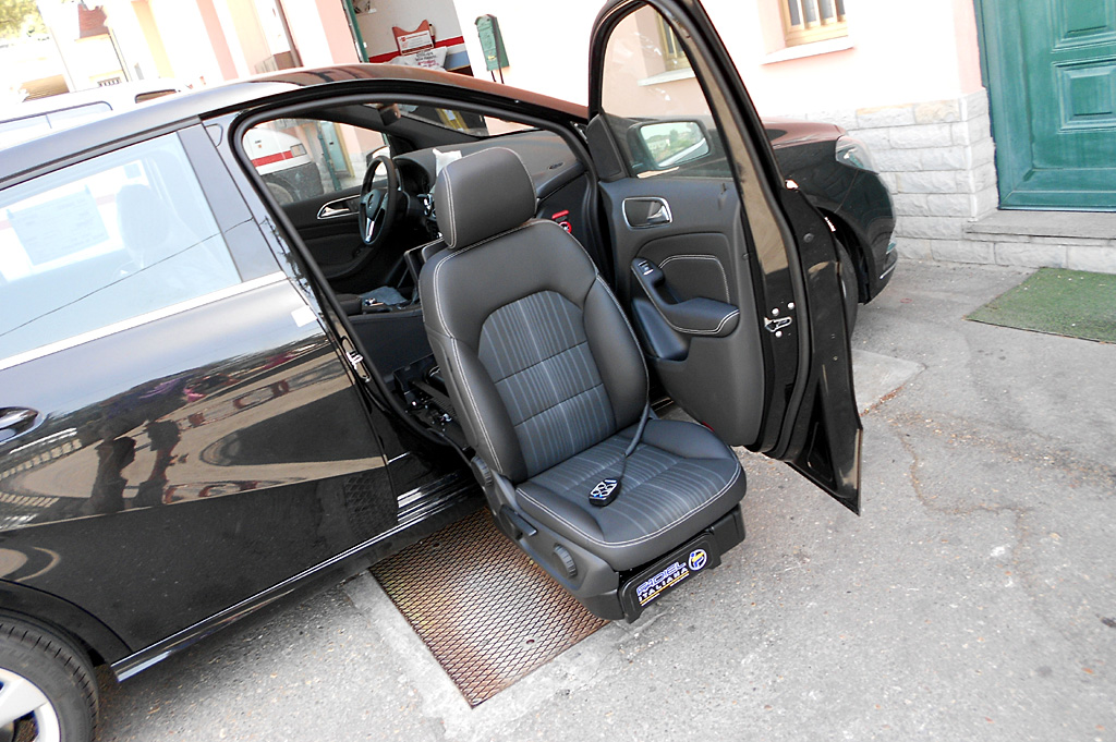 Sedile Girevole Uscente | Modifiche e Allestimenti per la Guida e il ...