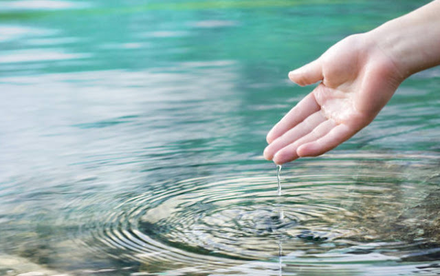 31 things we can do at home to take care of water