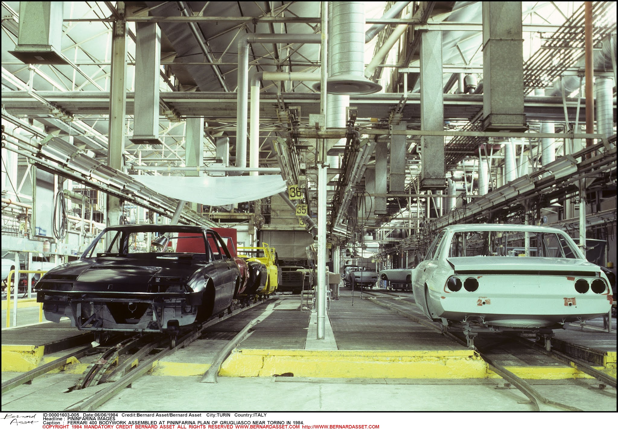 Ferrari 400: Ferrari 400i bodywork assembly at Pininfarina Factory ...