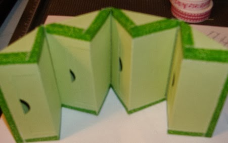 Mary Lee's Stamping: Roll-up Box