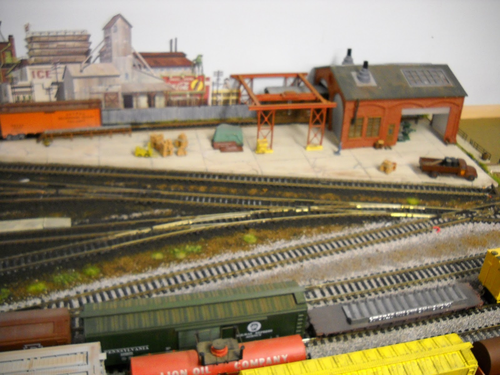 HO scale Cleveland yard - new and improved