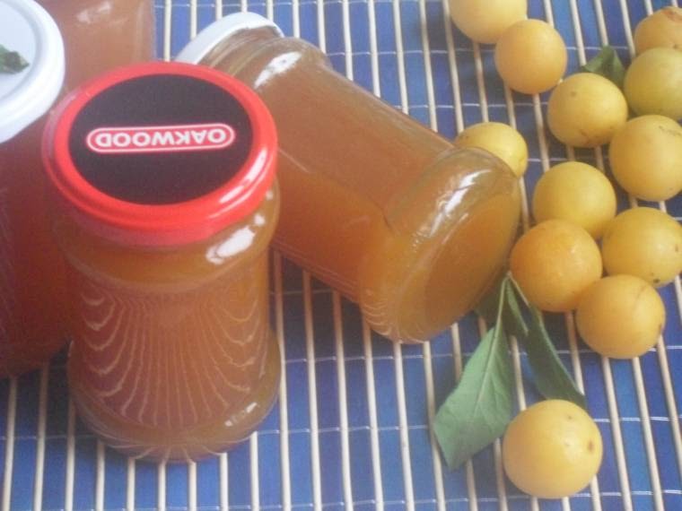 Pasta de corcoduse albe