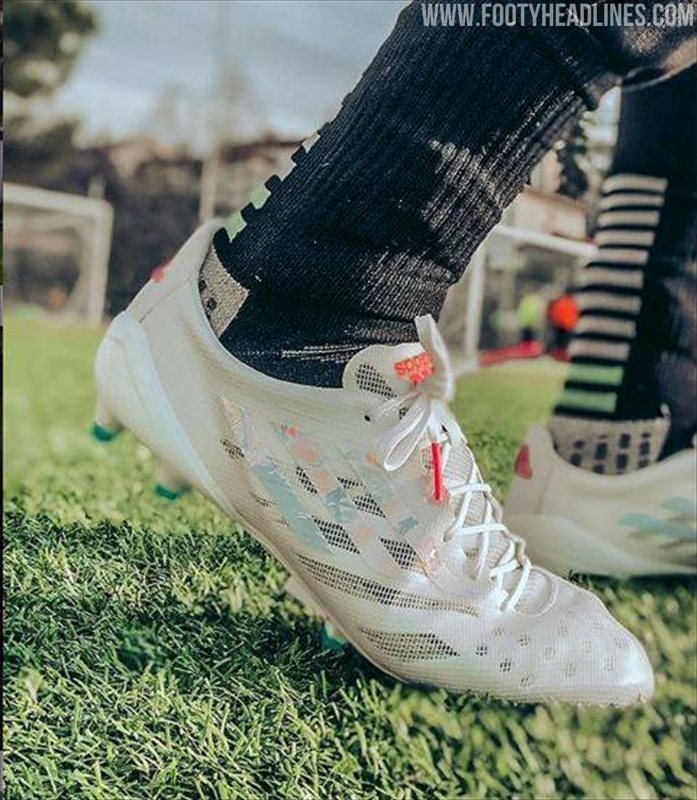 Is Nike's All-New Air Zoom Mercurial a Copy of the Adidas 99g Boots ...