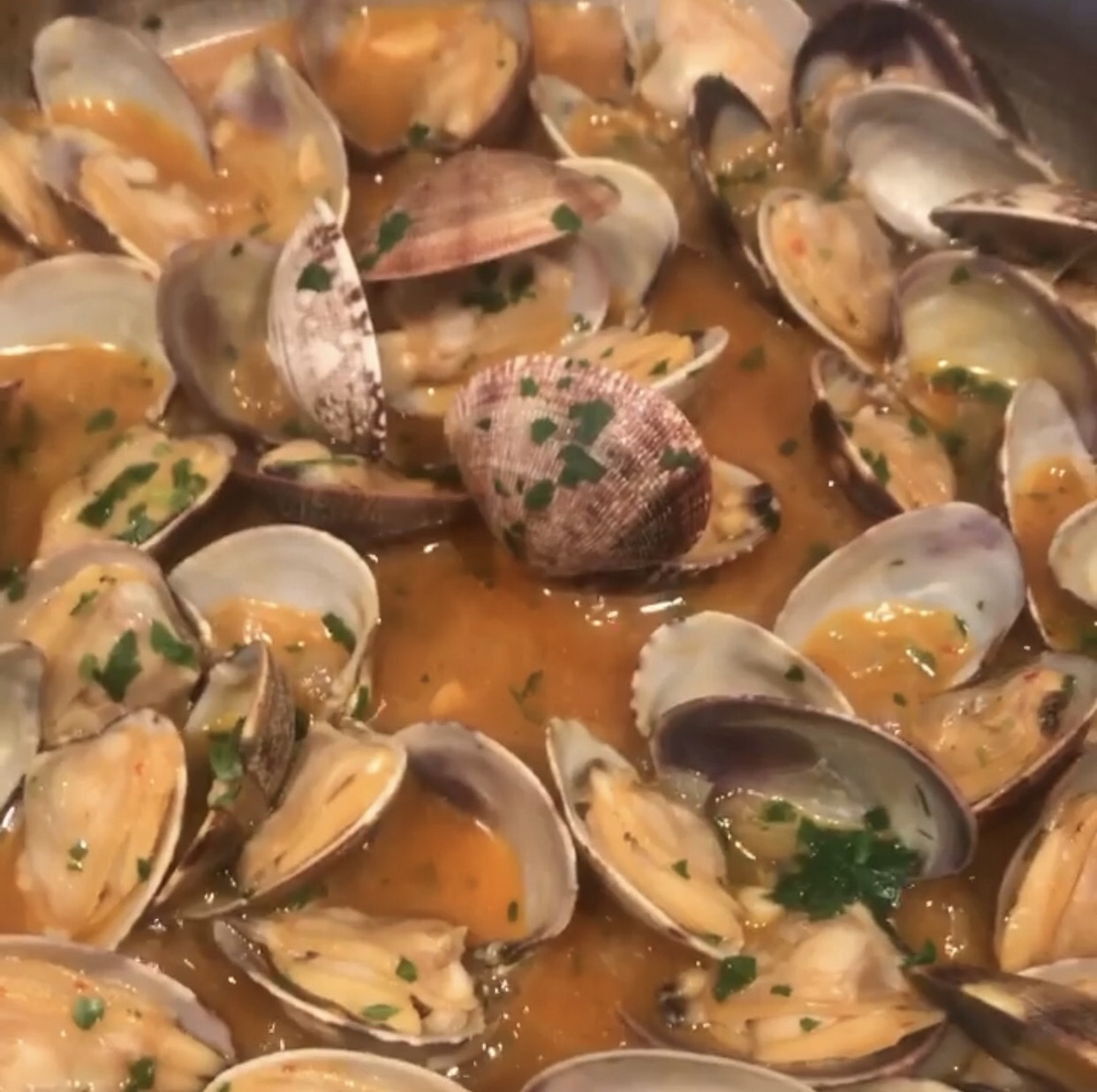 LA COCINA DE MAMI: ALMEJAS A LA MANERA DE ALBERTO CHICOTE