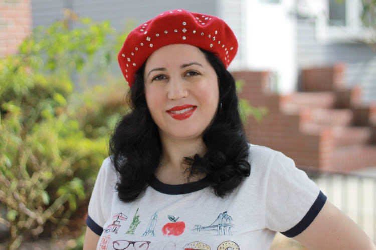 How to Wear A Beret Four Different Ways - A Vintage Nerd || Exploring ...