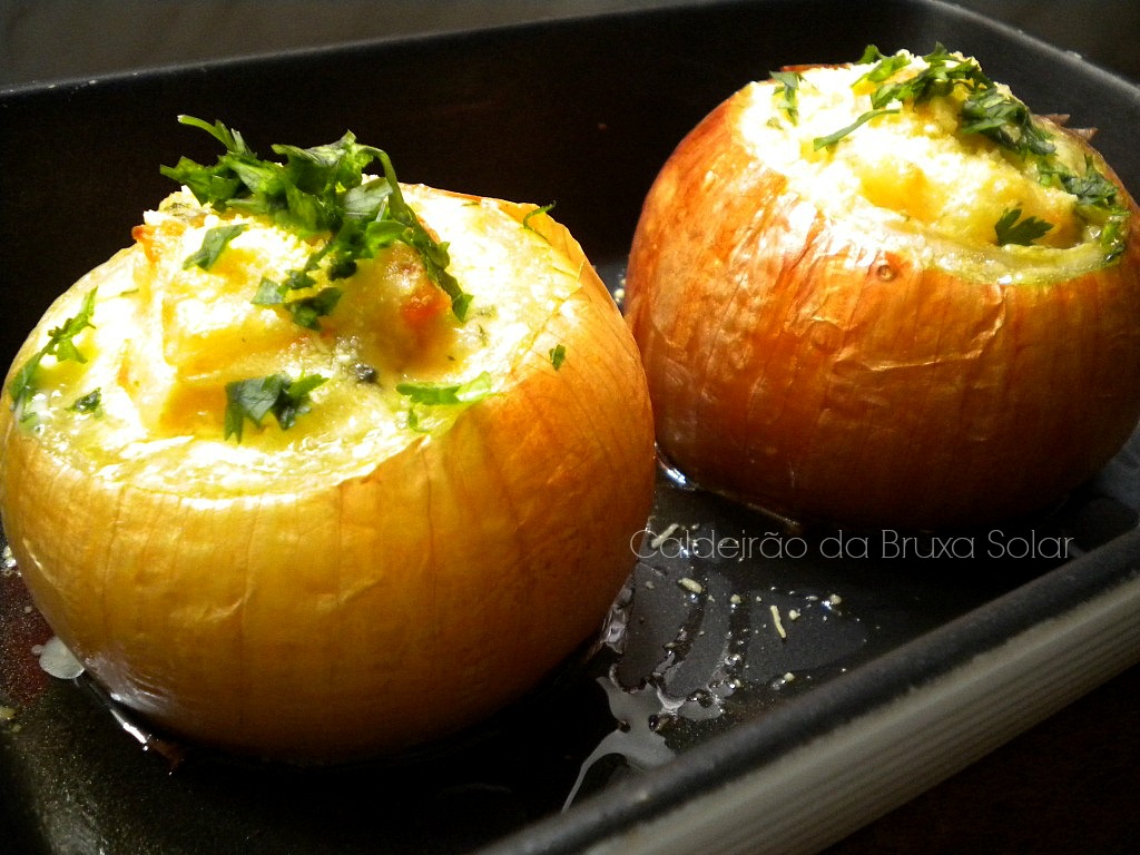 Receitas do Caldeirão : Cebola recheada e gratinada