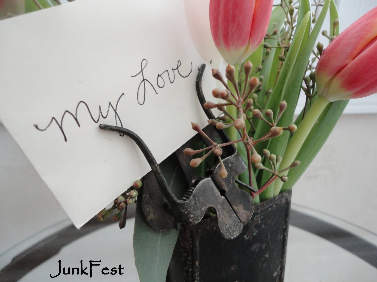 FLEA MARKET: Showin' Some Love....Junk Style!