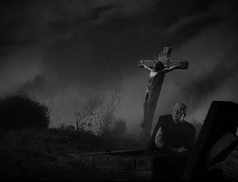 DAIMONOLOGIA: Horror Movies and the Cross - Censored Cemetery Crucifix ...