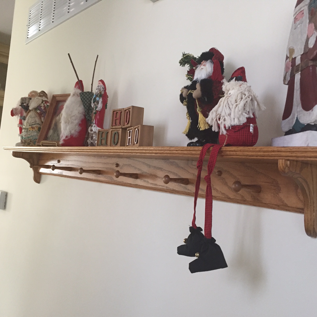 Homescape Technologies: Santas in the Kitchen