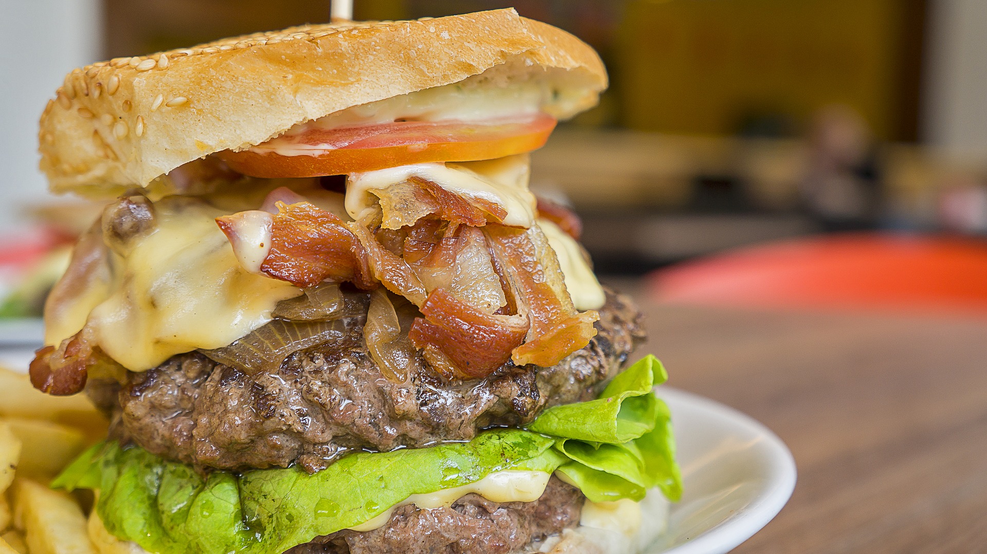 Hambúrguer gourmet ou caseiro? Veja receitas ideais para diferentes ... Hambúrguer gourmet ou caseiro? Veja receitas ideais para diferentes ...