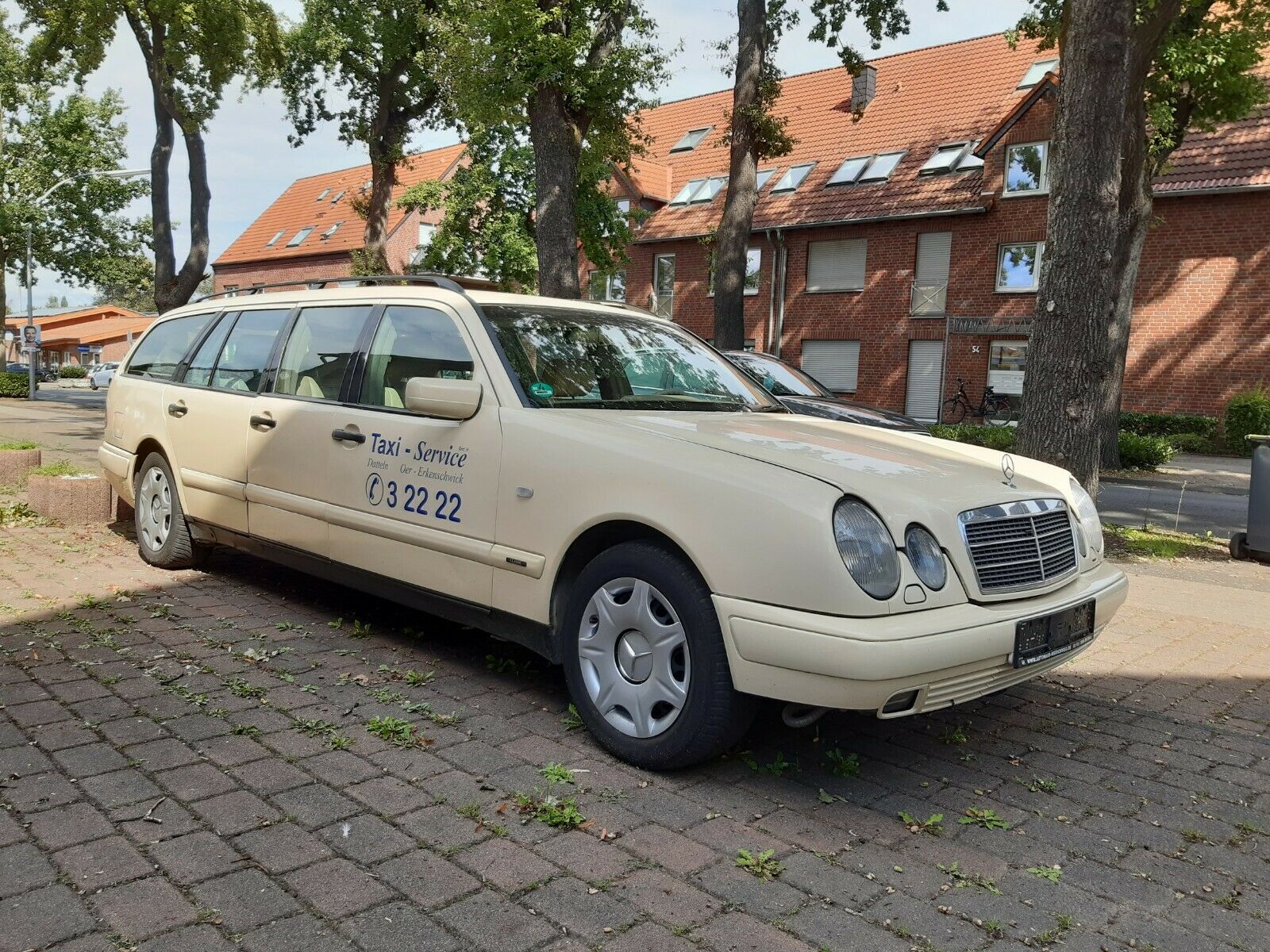 Mercedes-Benz S 210 E 290 T TD Binz 6-Türer | Taxi