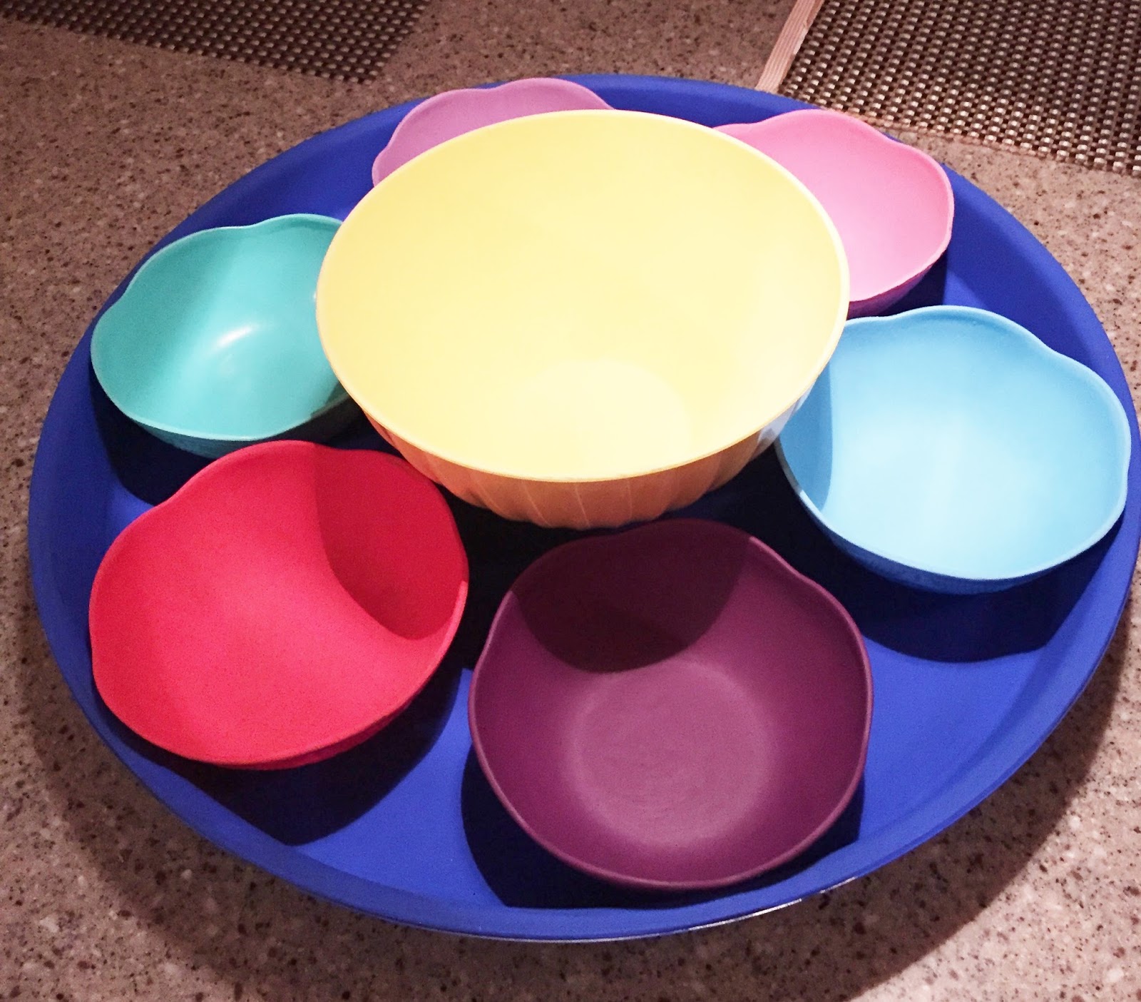 Me and My Crafties: Lazy Susan Rainbow Organizer
