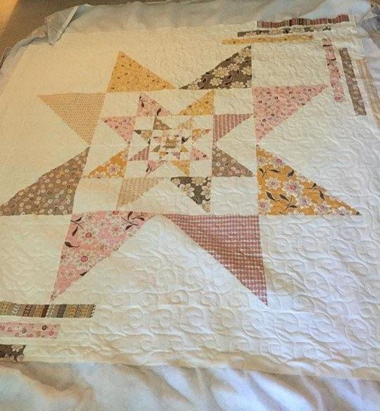 Slice of Pi Quilts: Scintillating Stars