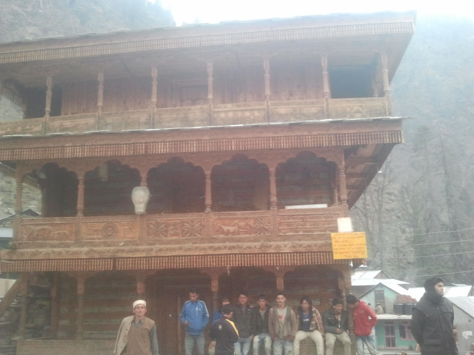 H.E.L.L.A.M.P.S.: Chasing the Hippie Trail 2: Parvati Valley