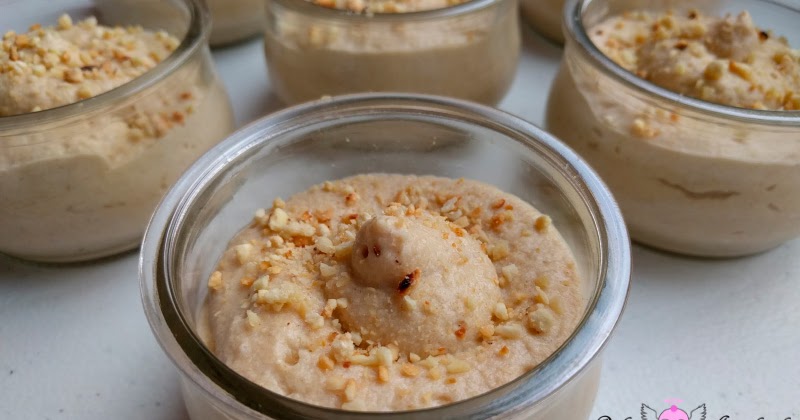 Postre,mousse de gofio.