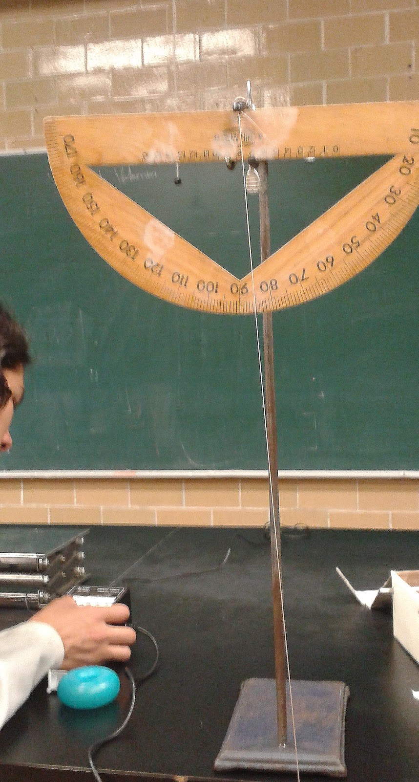 THE WORLD OF SCIENCE: Pendulo Simple