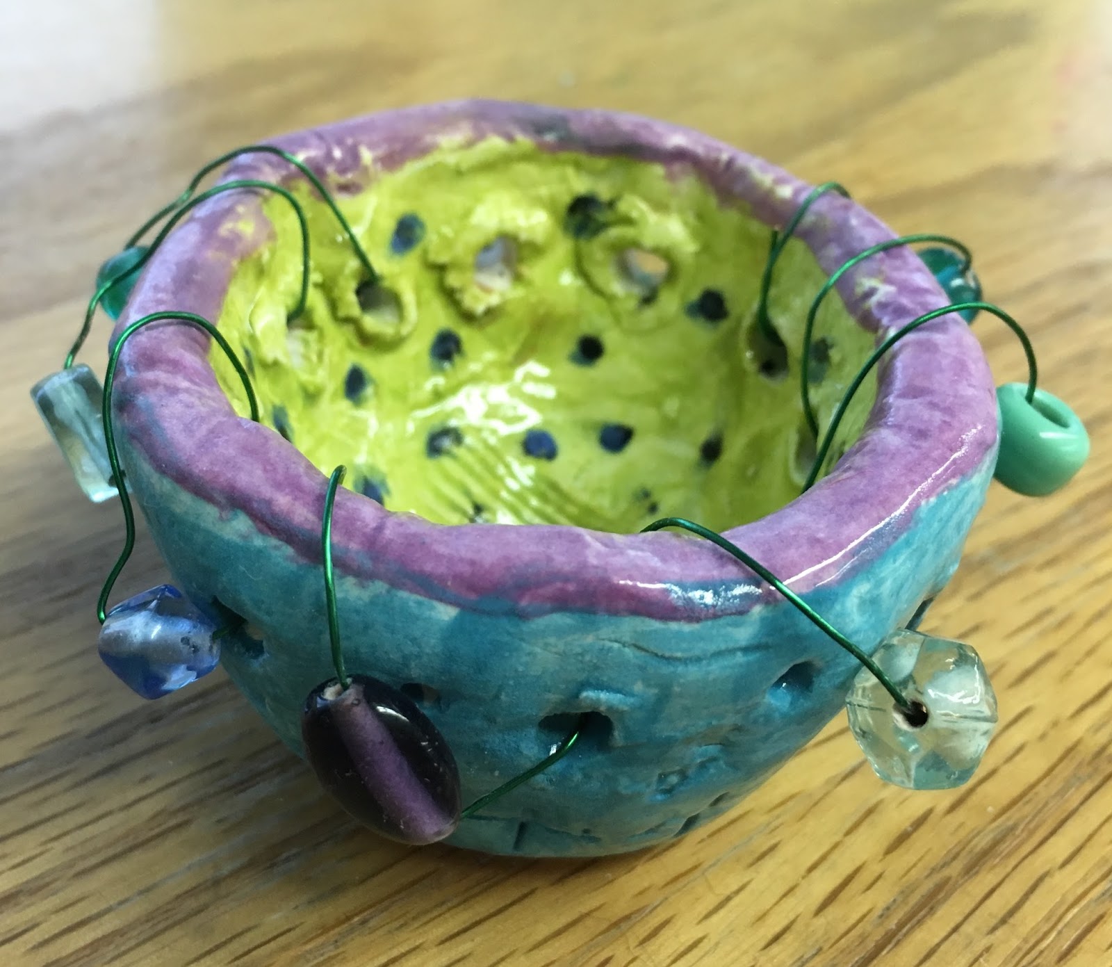 Art From One Thousand Hearts: Embellished Clay Pinch Pots