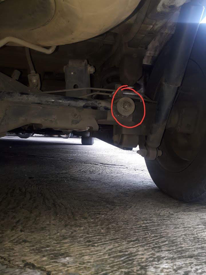 Ganti bushing lateral rod Avanza Xenia dengan karet, biang kerok bunyi ...