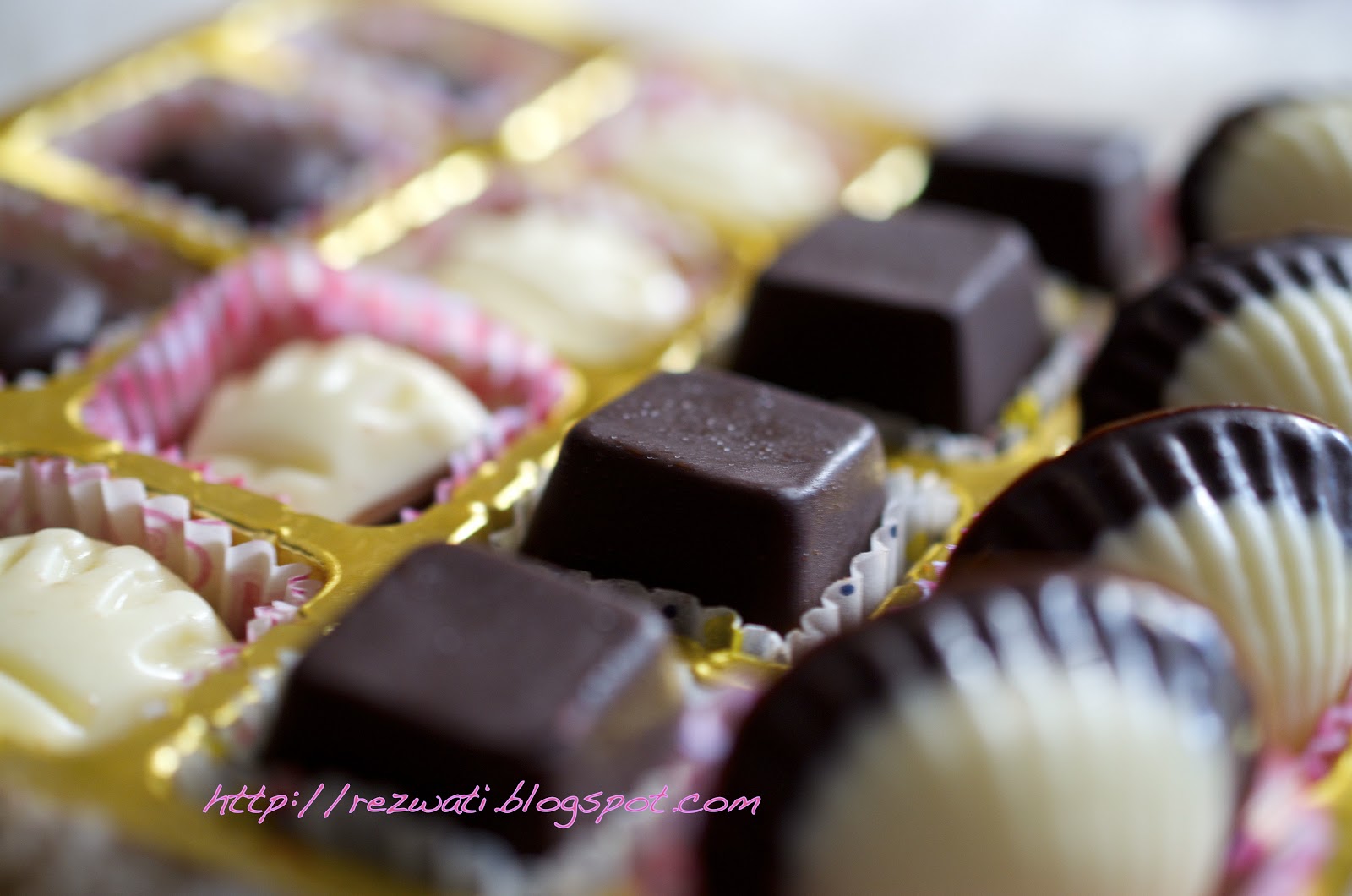 Wind of Change: HOMEMADE CHOCOLATE