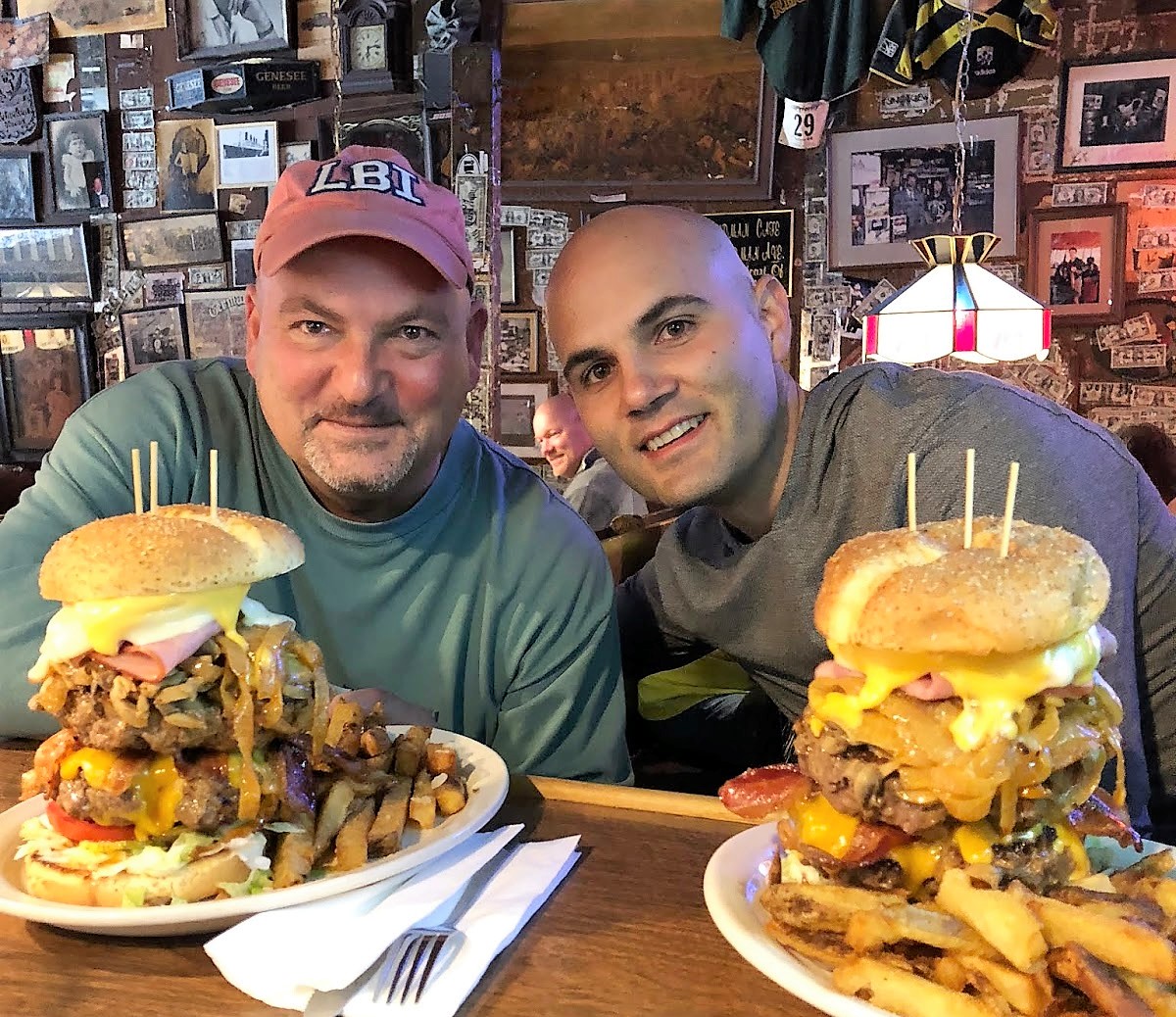 Bill Cianci's (Mostly) Burger Reviews: The Thurman Cafe - Columbus, Ohio