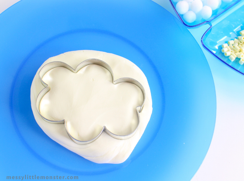Cloud Dough Recipe and Sensory Cloud Activity - Messy Little Monster