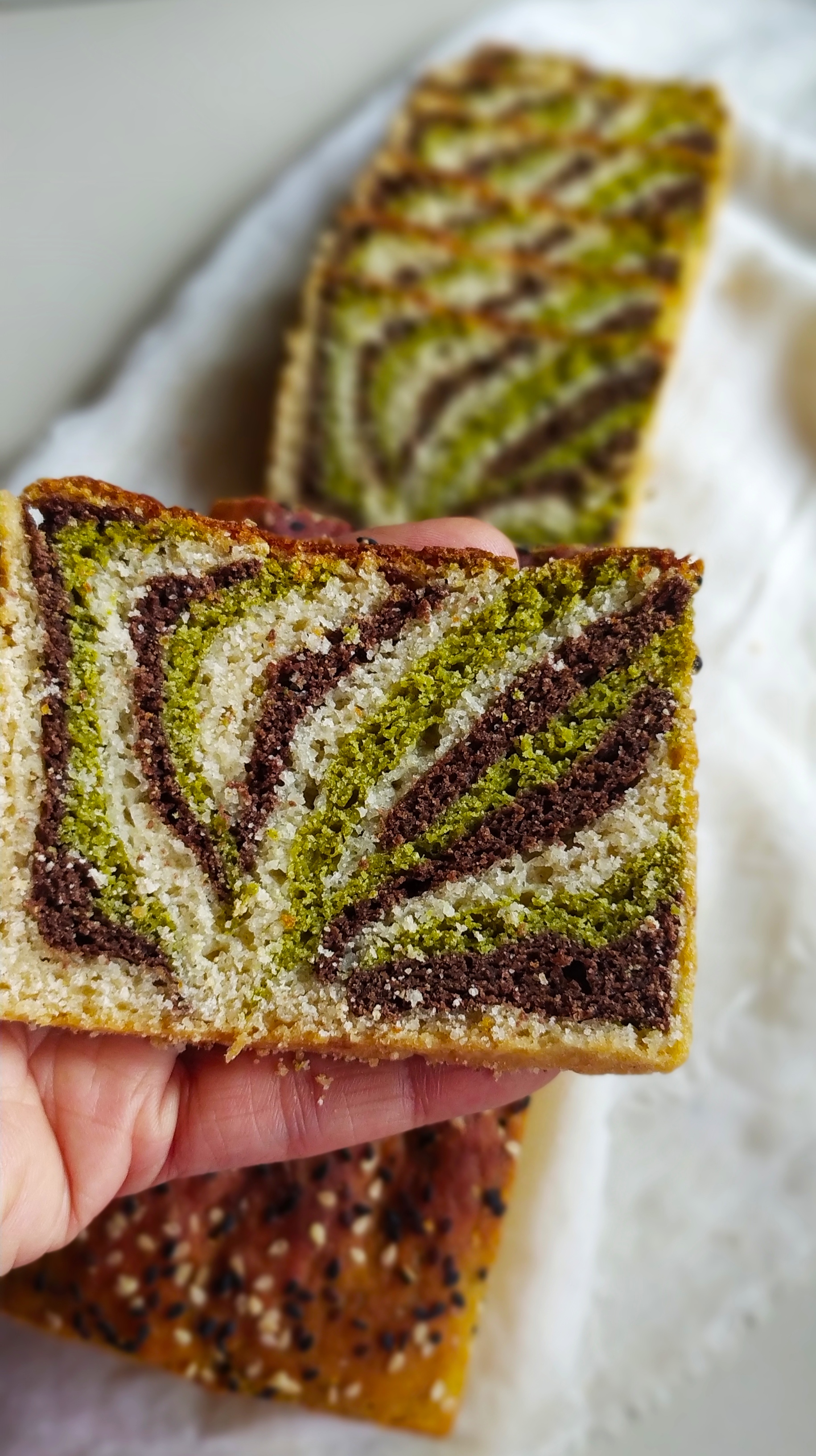 Choco-spinach camouflage bread - healthy