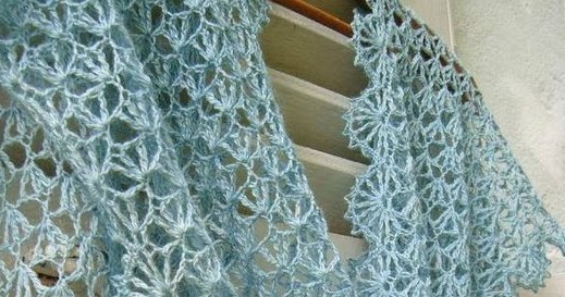 Irina: Crochet shawl. Patterns. Ажурный палантин крючком.