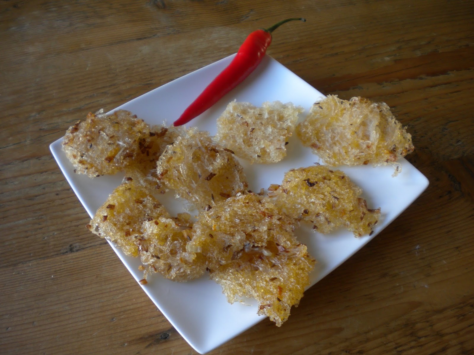 Conny Bakes: Very Spicy Appetizer with Rice Noodle Crisps