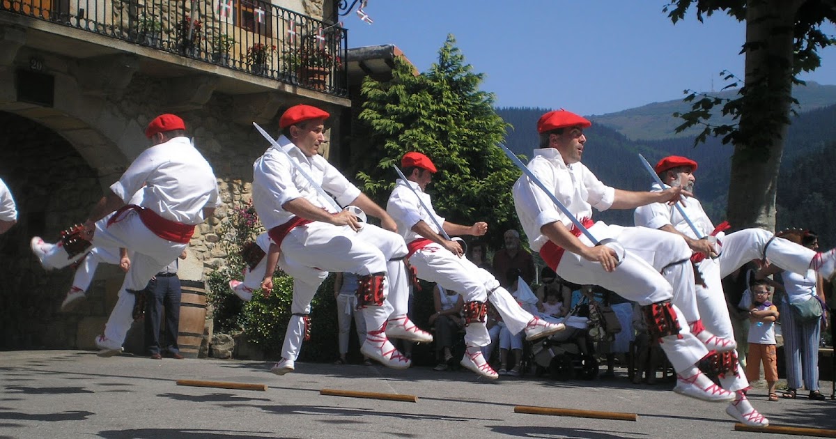 Danzas e Instrumentos Típicos Españoles