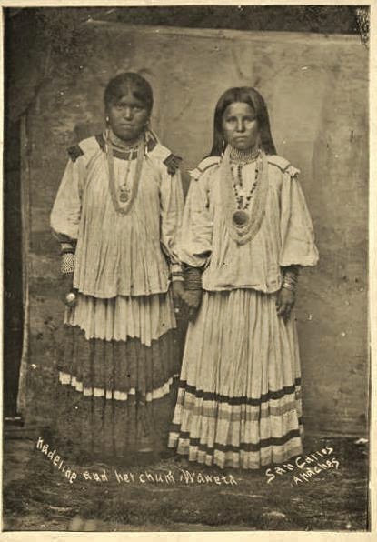 Native American Indian Pictures: Apache Native American Girls Clothing ...