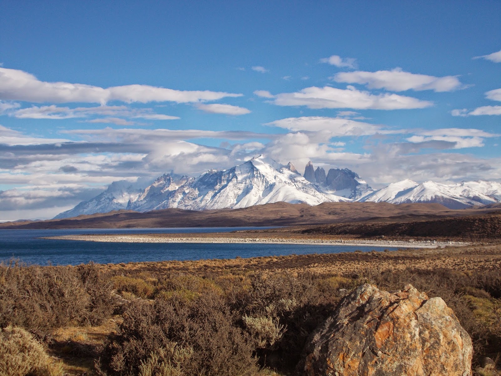 Strait of Magellan, a voyage throughout History XVI-XXI centuries