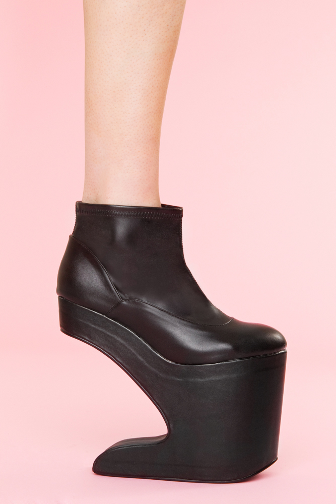 The Boss Chic Files: [Fashion Files] Heel-less Platforms