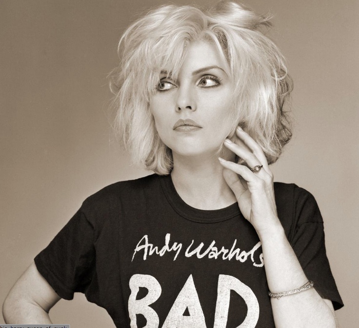 Queen of Punk: 15 Extraordinary Portraits of Debbie Harry From 1977 to ...