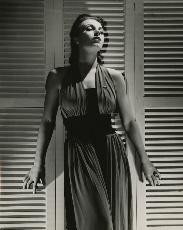 Norwegian Classic Beauty: 40 Glamorous Photos of Vera Zorina in the ...