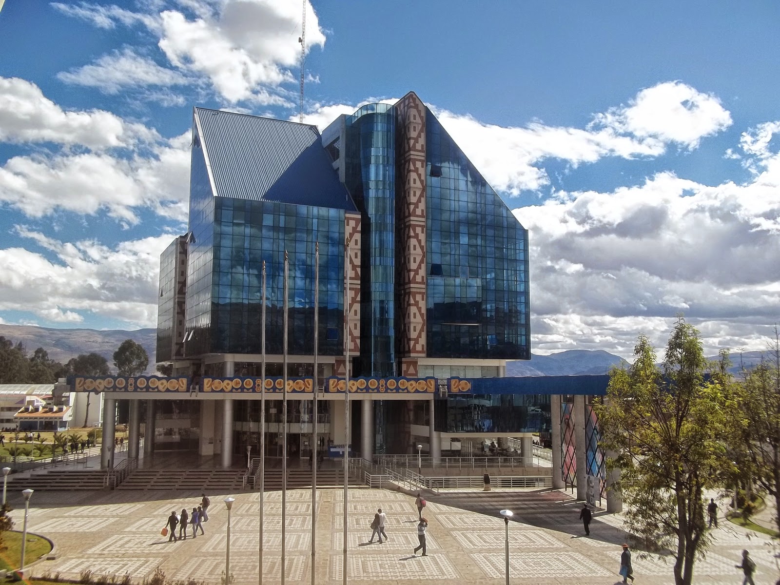 "Group 10 Noticías-Huancayo": La UNCP es una de las doce universidades ...