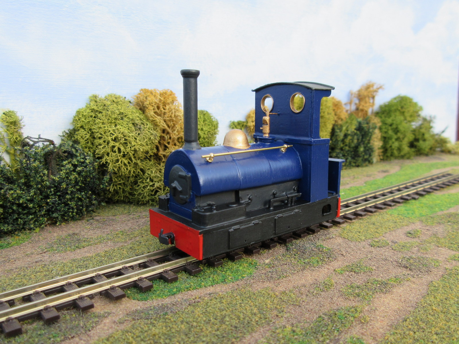 GRUMS NARROW GAUGE LINES: O9 MODEL RAILWAY GUIDE