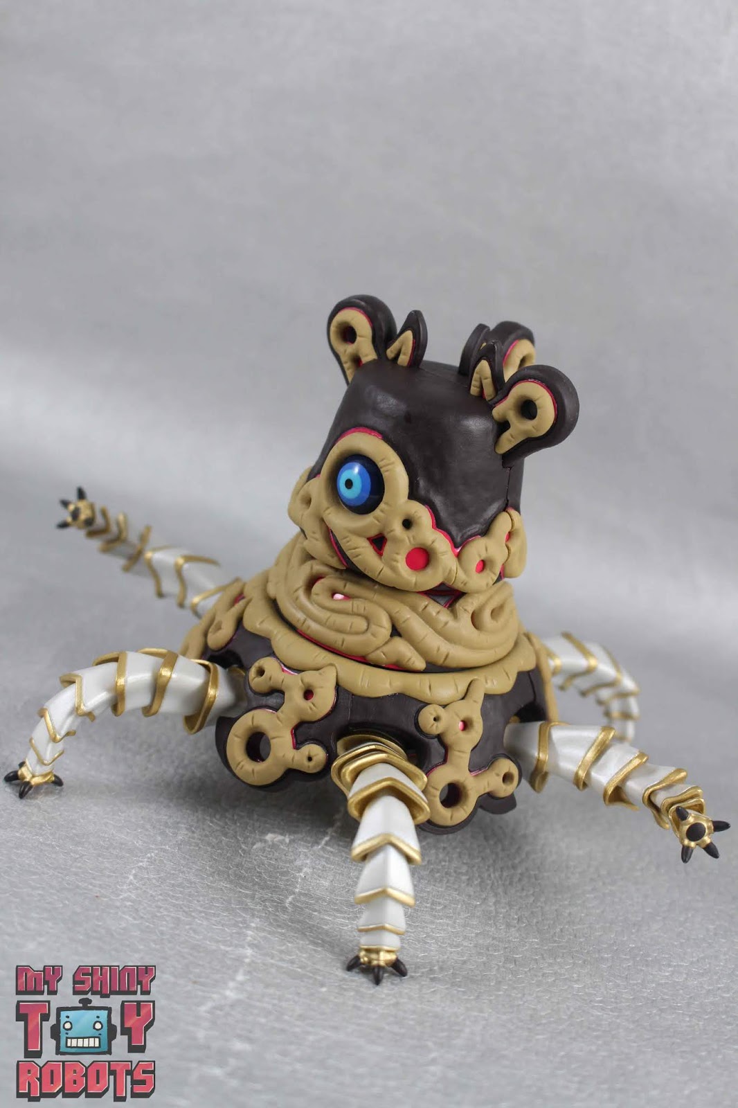 My Shiny Toy Robots: Toybox REVIEW: Nendoroid Guardian