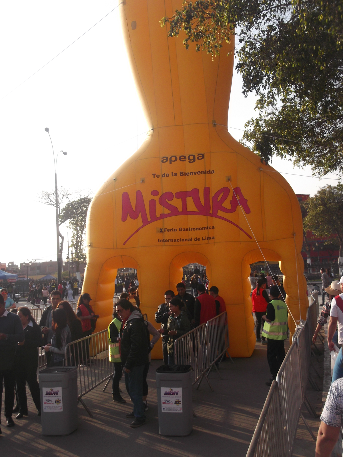 Mistura 2017 Rimac club Revolver, visiting the International peruvian ...