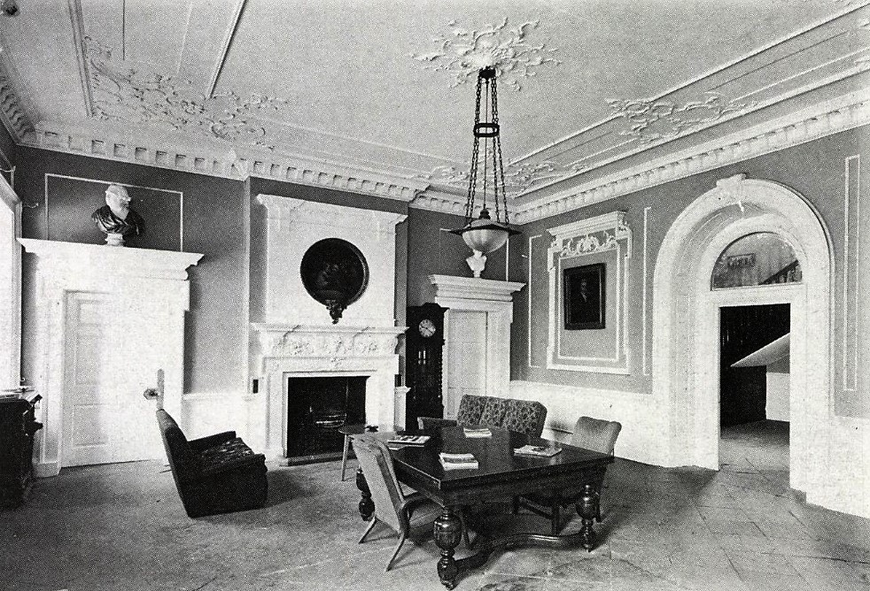 Landed families of Britain and Ireland: (421) Smith-Barry of Marbury ...